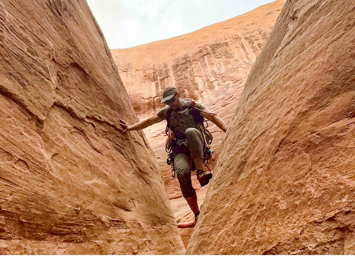 How to Choose the Best Base Layers for Rock Climbing: A Comprehensive ...